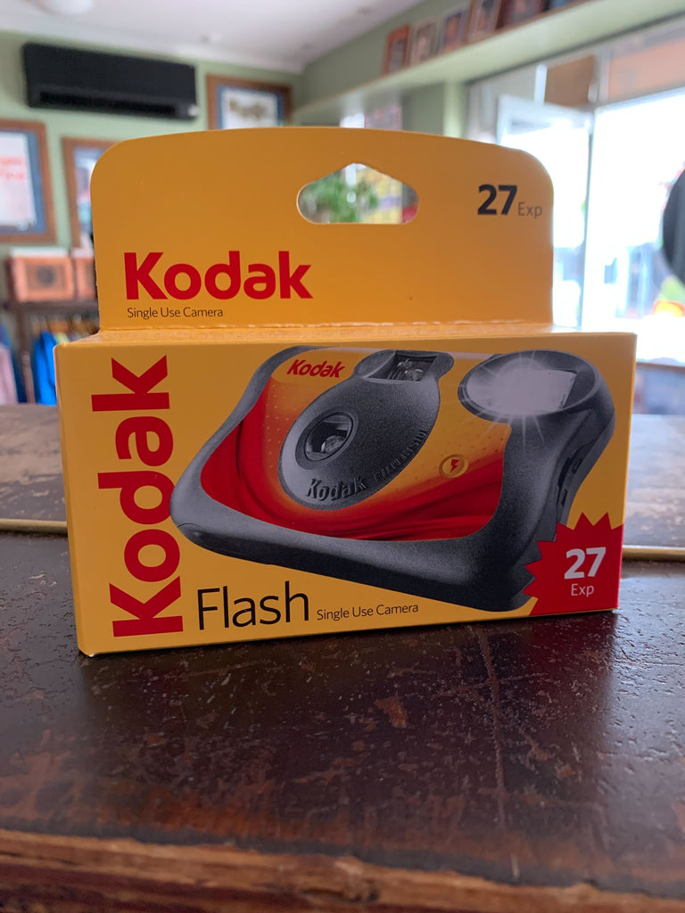 Kodak Flash | Single Use Camera (27 exp) – Jet Black Cat Music
